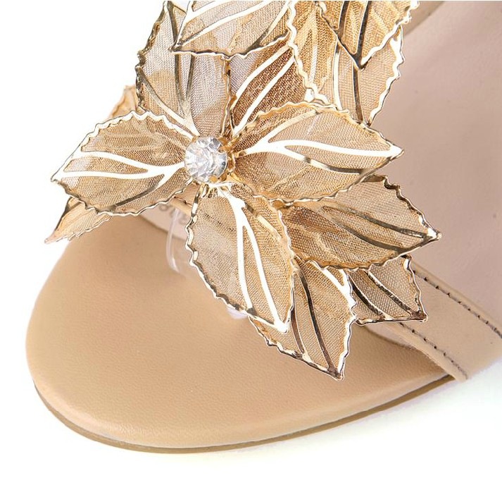 Diamond Metal Flowers Heeled Sandals on Luulla